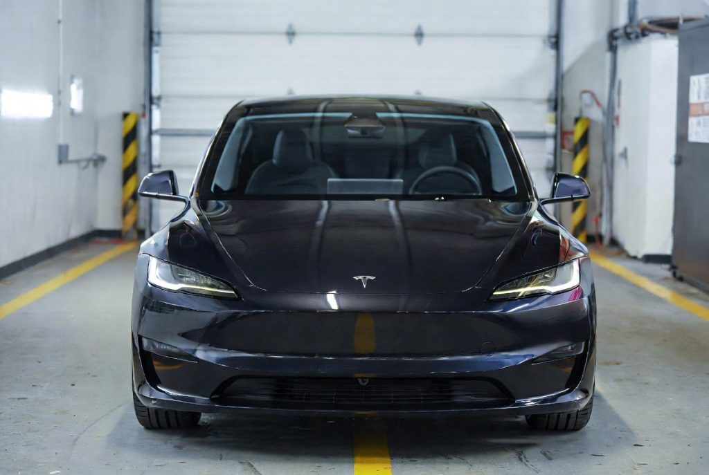How Does Regenerative Braking Work In Tesla? A Complete Energy Recovery ...